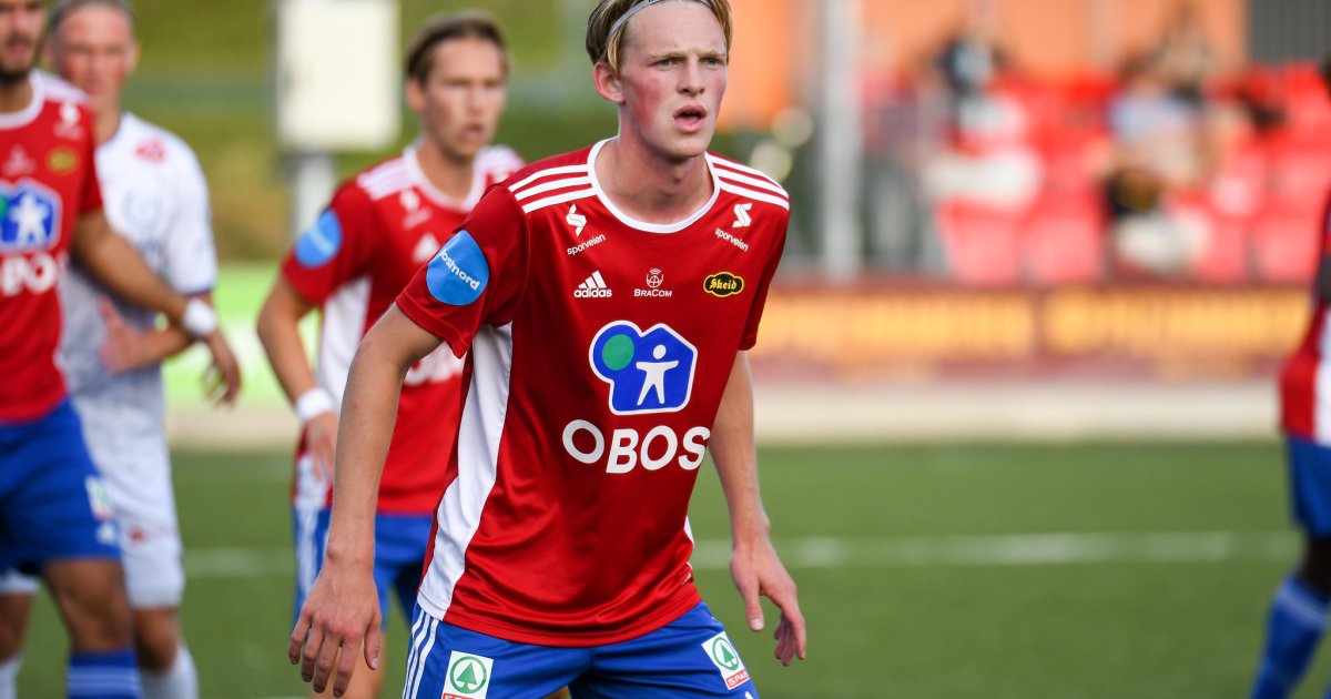 Mikkel forlenger / SKEID